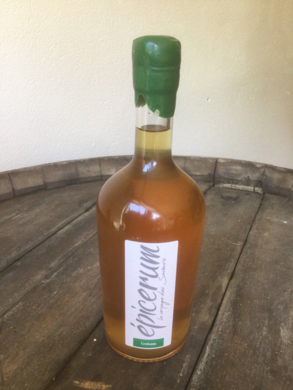 Rhum agricole de la Réunion au Combawa 29.4° 700ml - Epicerum